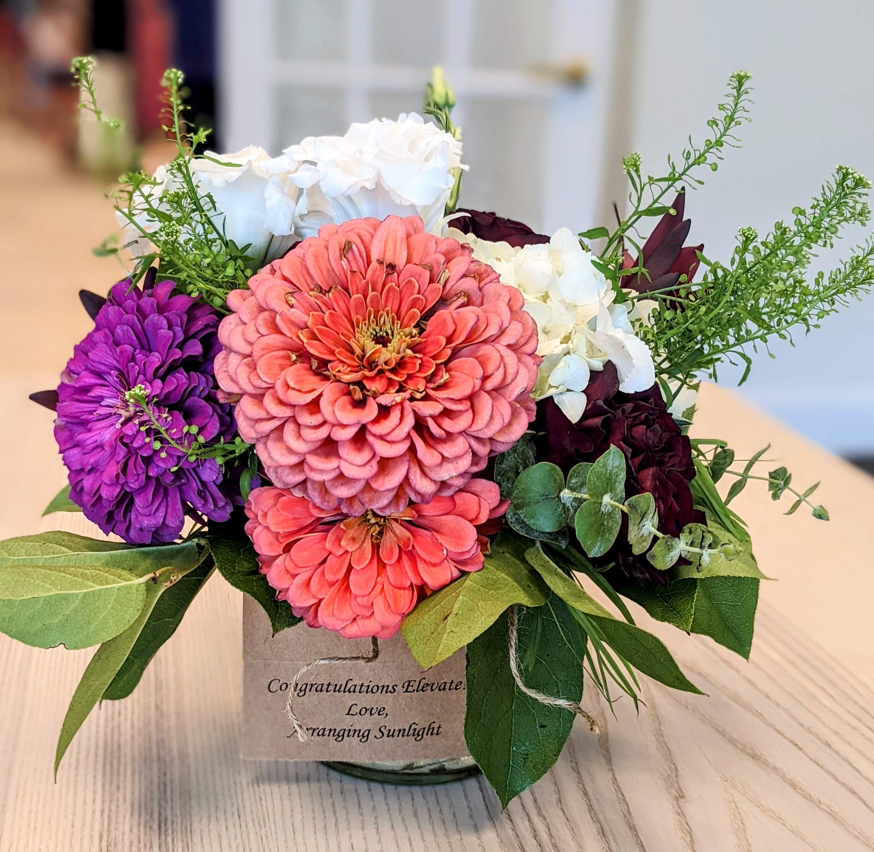 Petite Flower Subscription – Arranging Sunlight
